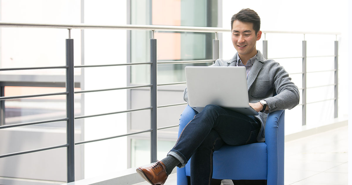 New Online Student Data Points to 5 Interconnected Strategies for Growth